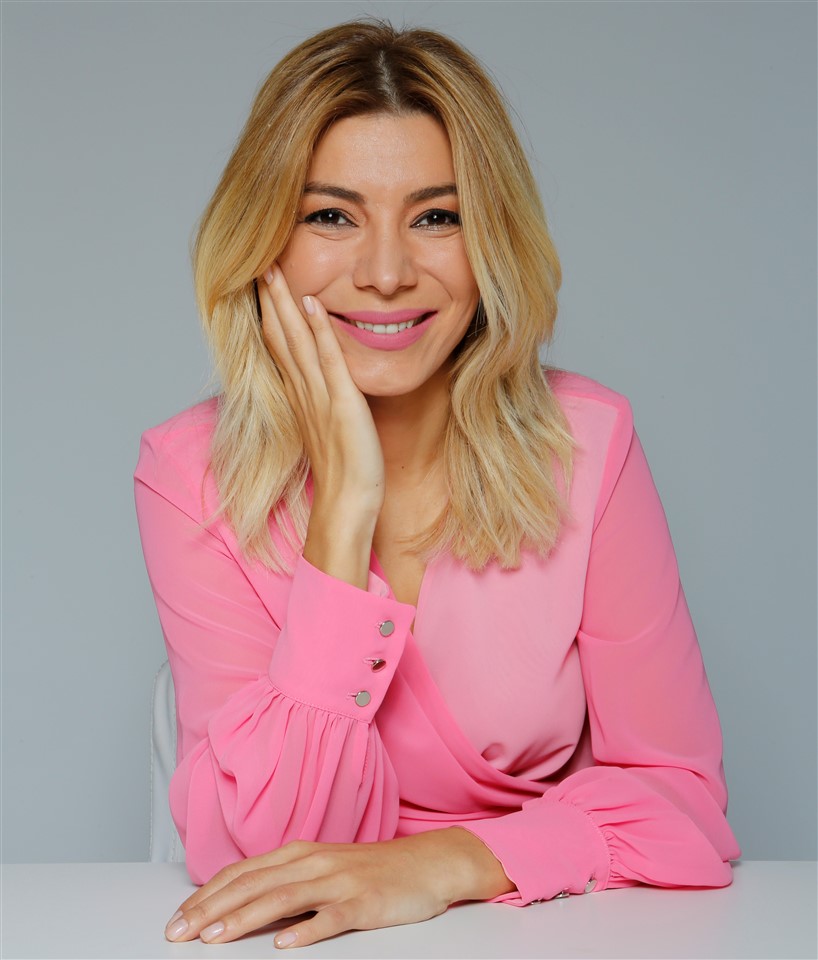 Astrolog Zeynep Turan & “ 2021 Var Olmak” - İstanbul Sanat Magazin